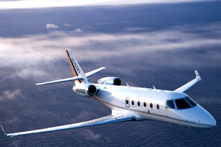 Gulfstream G150 | AEROAFFAIRES private jet rental for business travel