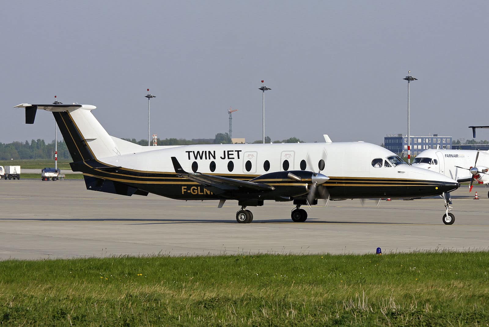 Beechcraft 1900D | AEROAFFAIRES private jet chartering services