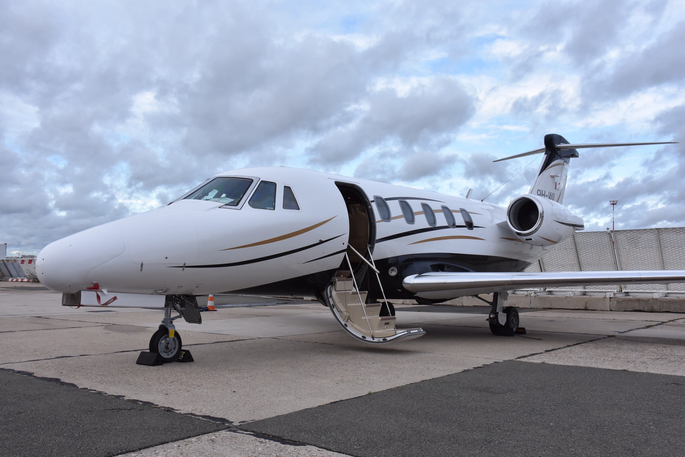 Cessna Citation VII Private Jet Hire | AEROAFFAIRES