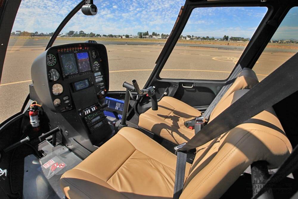 Robinson R44 helicopter | AEROAFFAIRES private helicopter rental