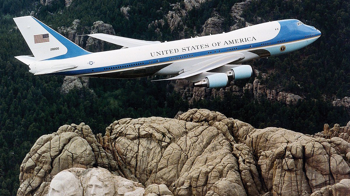 Presidential aircraft: your leaders' planes - AEROAFFAIRES