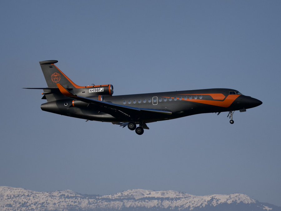 When F1 takes flight: Max Verstappen's private jet - AEROAFFAIRES